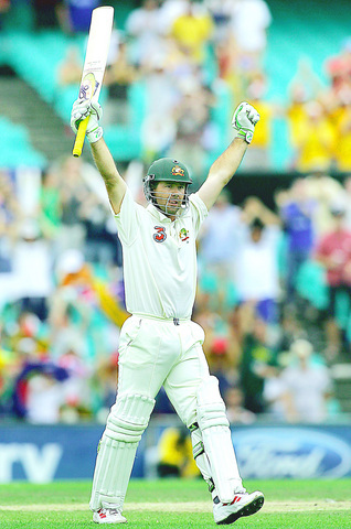 Langeveldt, Ntini's pace shred England - Taipei Times
