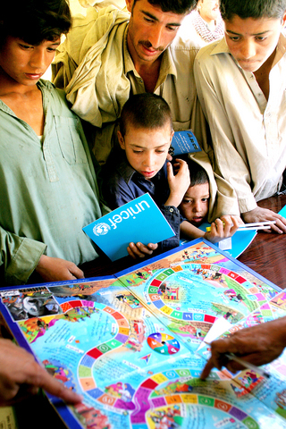 UN launches new Afghan board game - Taipei Times