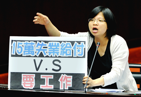 ECFA won’t bring laborers: premier - Taipei Times