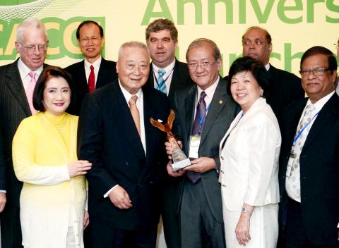 Chinatrust chairman wins important Japanese honor - Taipei Times