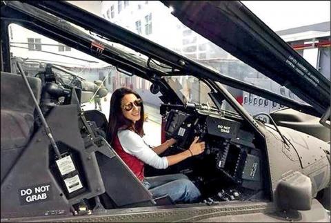 apache weapons officer