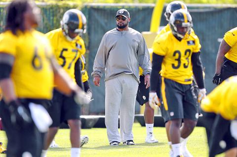 Steelers’ newest ‘MVP’ is a robot - Taipei Times