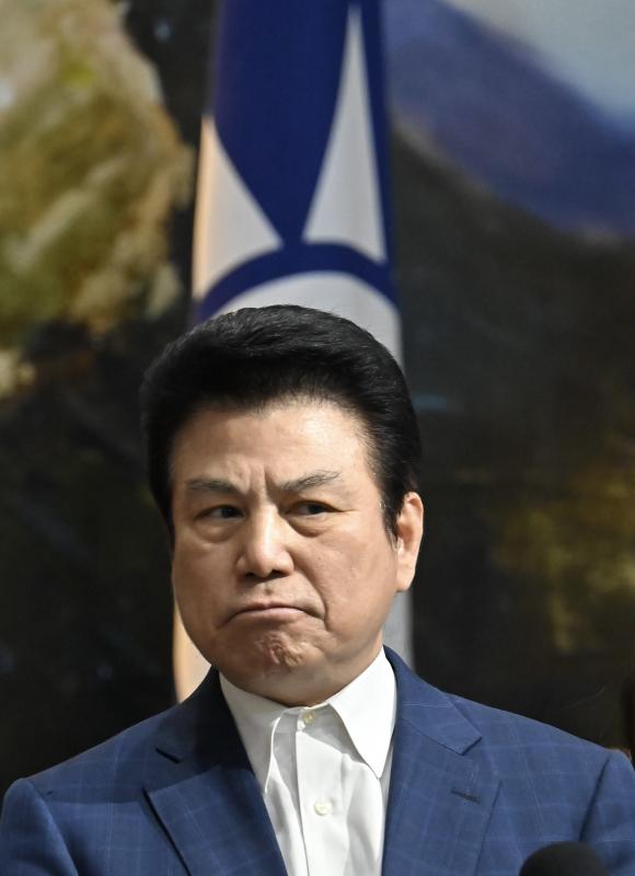 Ex-KMT official accused of buying signatures for Gou - Taipei Times