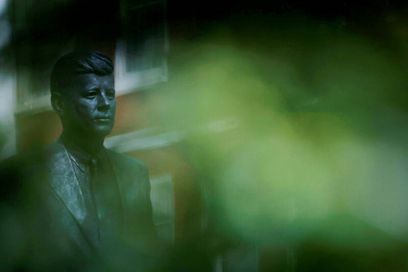 JFK assassination files send history buffs hunting for new clues ...