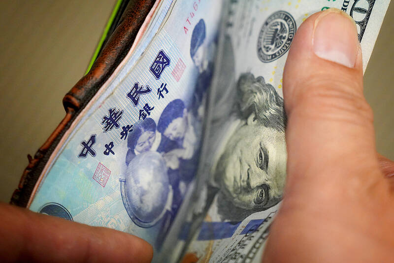 Insurers lost US$1.2bn in May on stronger NT dollar - Taipei Times